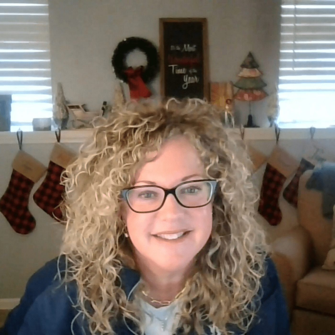 Recruitment Marketing Strategies | Sara Elkins - Simpli.fi TV - Podcast.co