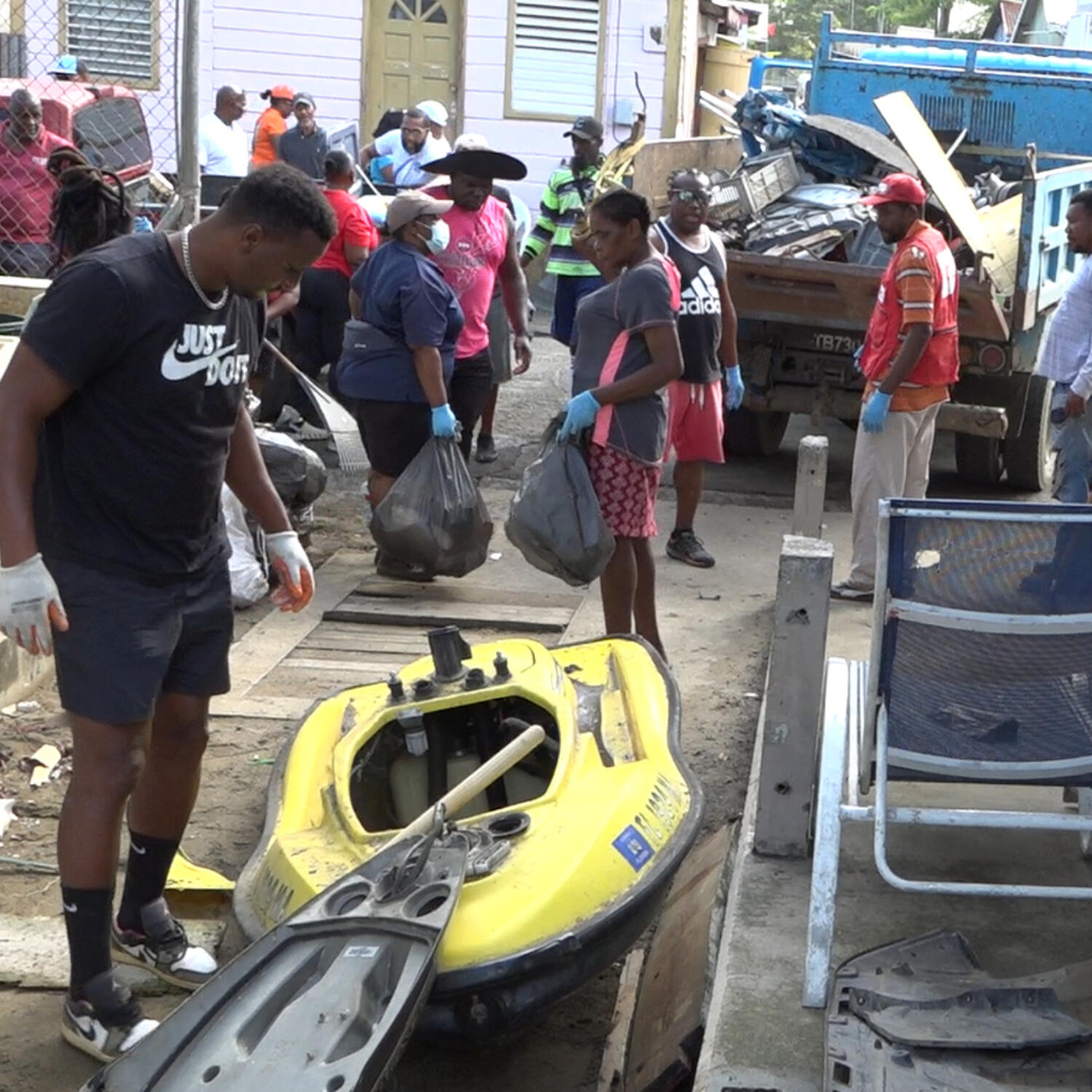 Clean-Up Campaign in Anse La Raye targets the Reduction of Mosquito and ...