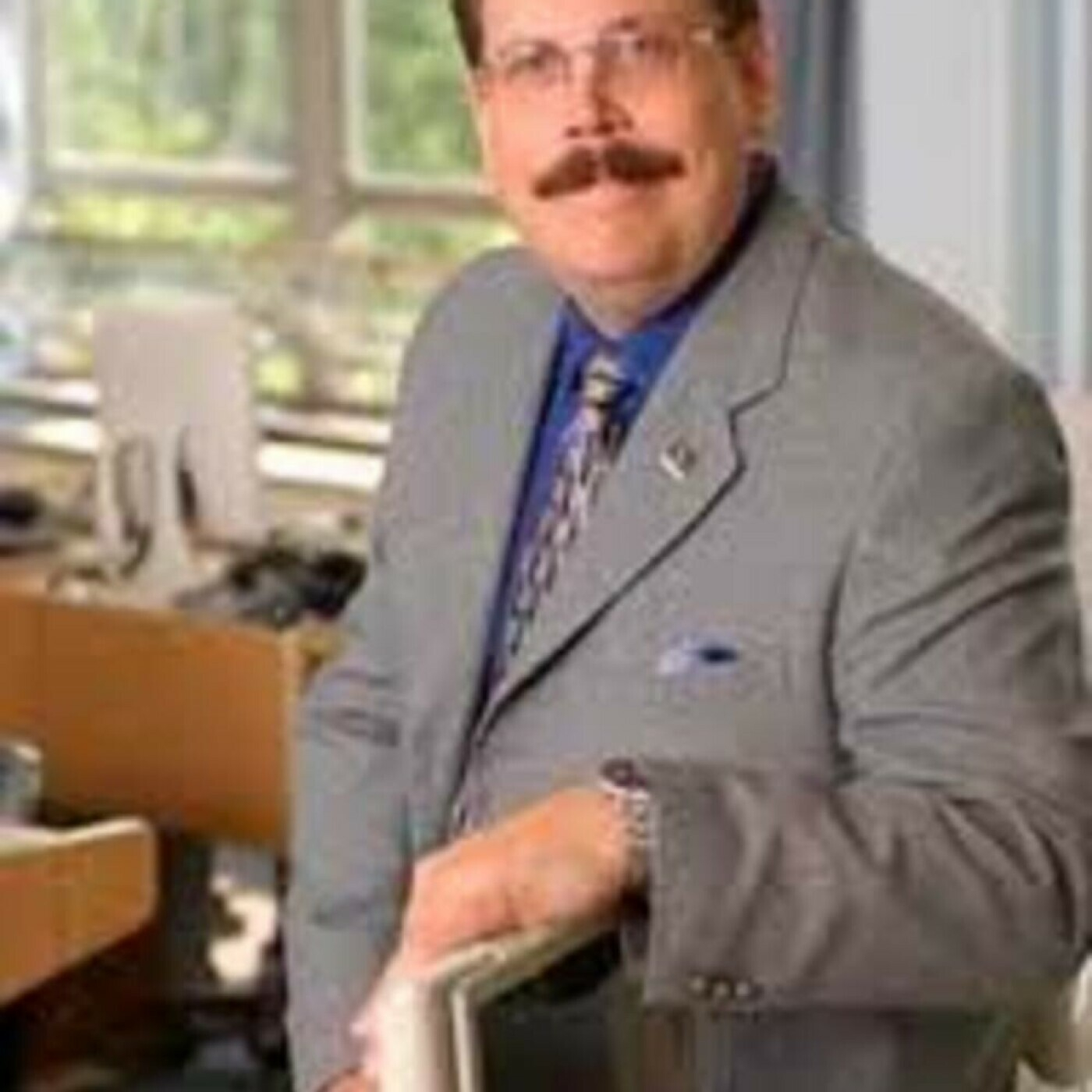 Author Dr. John L. Flynn (4-30-18) - Impact Radio USA - Podcast.co